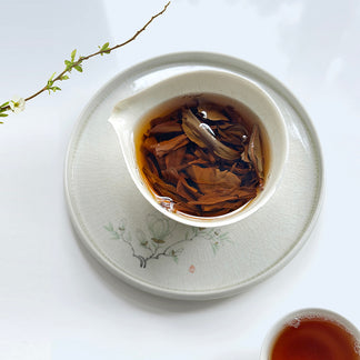 2007 Meng Song Ancient Tree Raw Pu Erh Tea Cake 200g | Teasenz.eu
