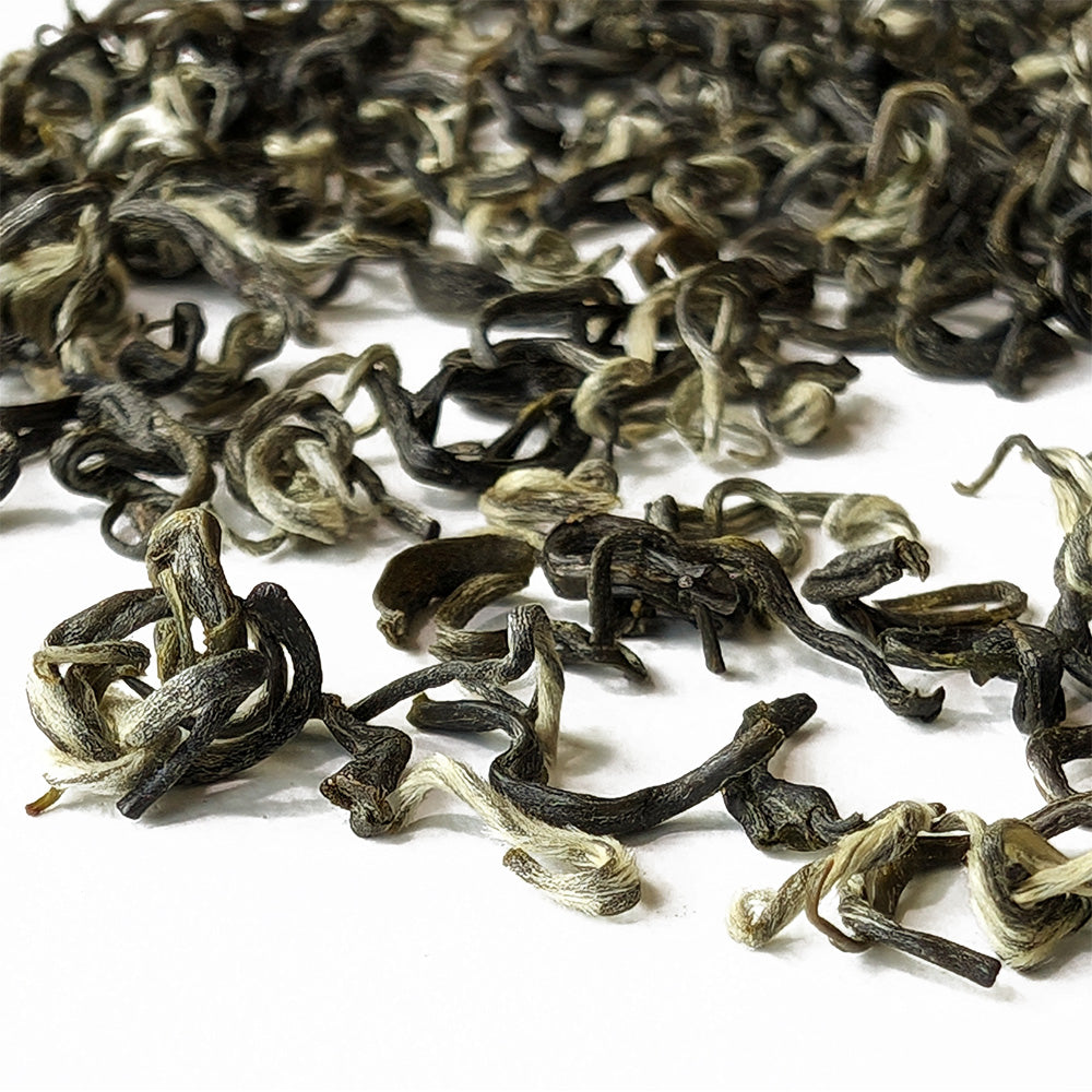 Winter Lushan Yunwu (Cloud & Mist) Green Tea | Teasenz.eu